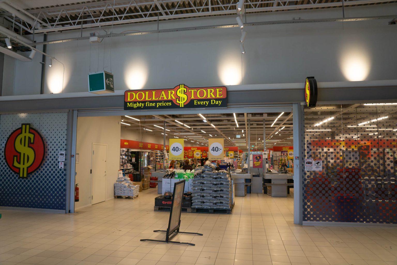 Dollarstore I Port 73